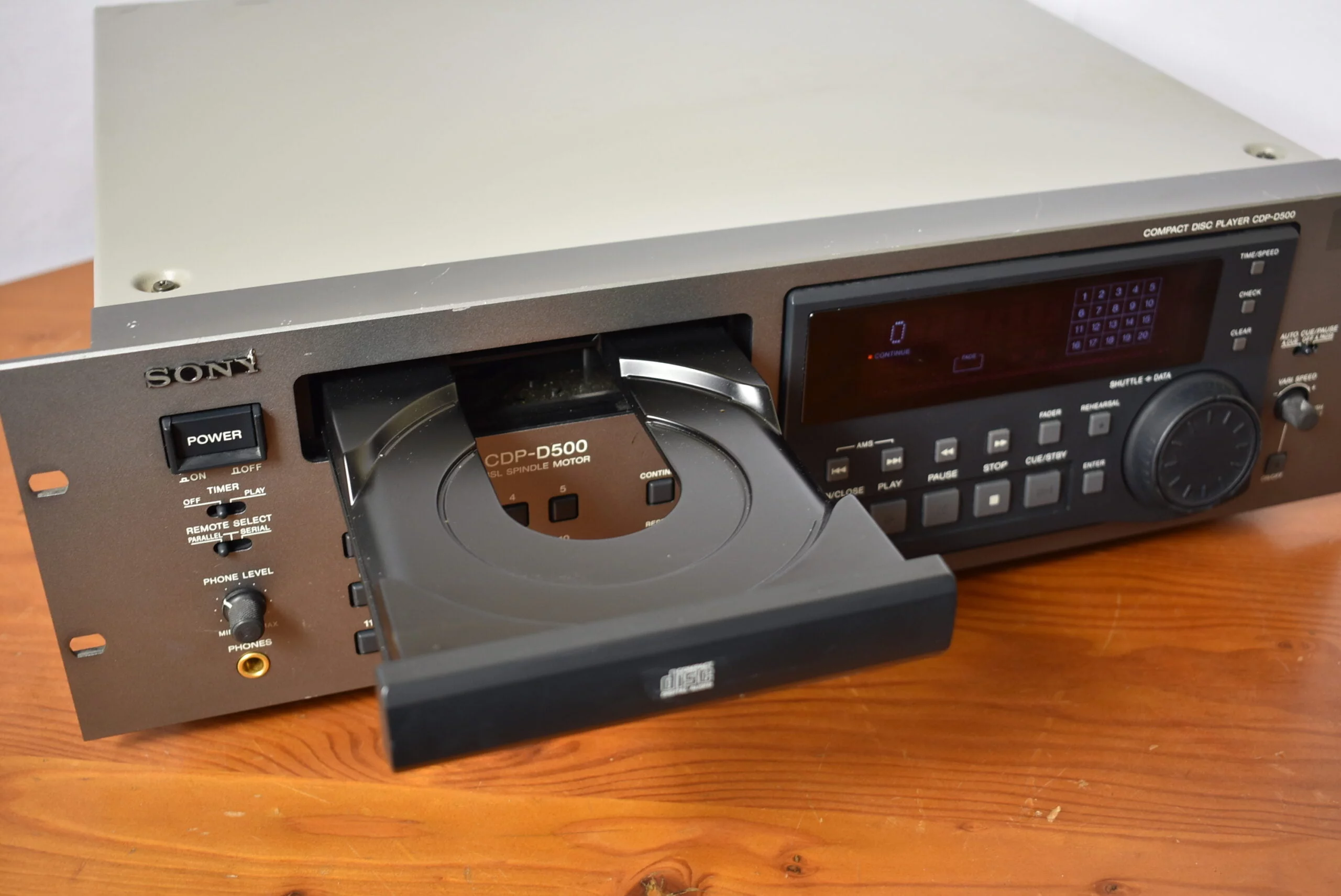 SONY CDP-D500 Professional CD Player - Classic HiFi.com.au